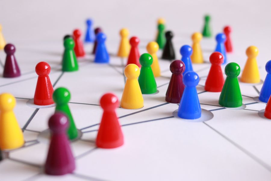 20 Steps To Take To Build A Strong Professional Network At Work - Hope ...